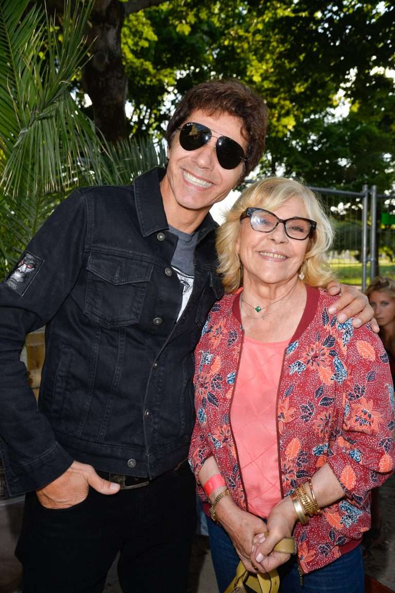 Alexandre Chappuis Fils De Nicoletta Photos : Un Regard Intime sur l ...