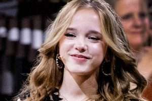 Emma Kok The Voice : Le Parcours Inspirant d'une Jeune Prodige ...