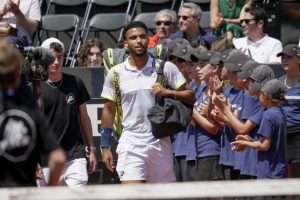 Parents Arthur Fils : Anne et Jean-Philippe, Piliers de la Réussite du ...